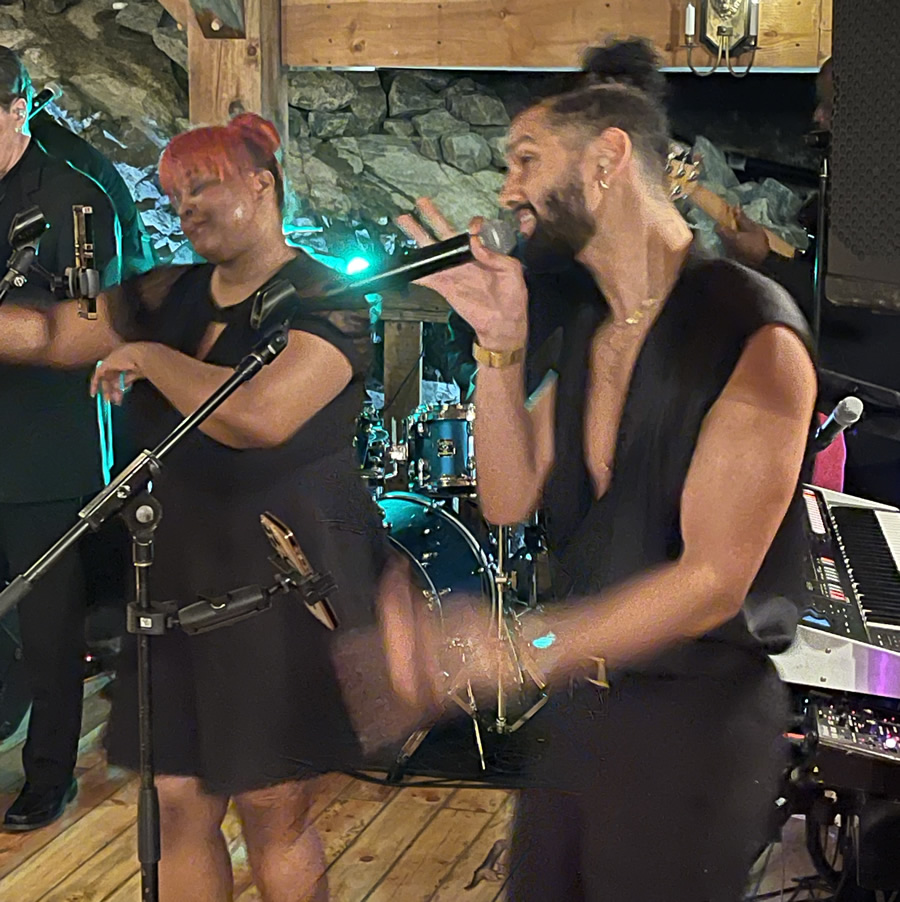 Boston Wedding Bands - Clockwork Boston Band - Newport, Rhode Island ...